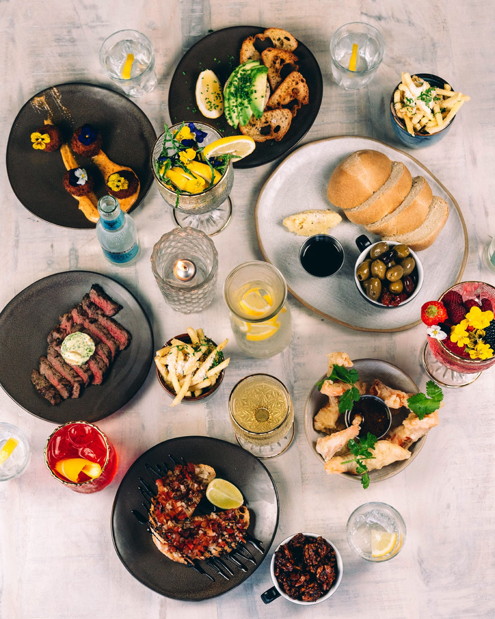 The best gin bar in Mumbles, Gin & Juice