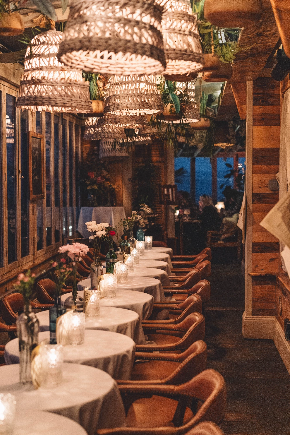 The best gin bar in Mumbles, Gin & Juice